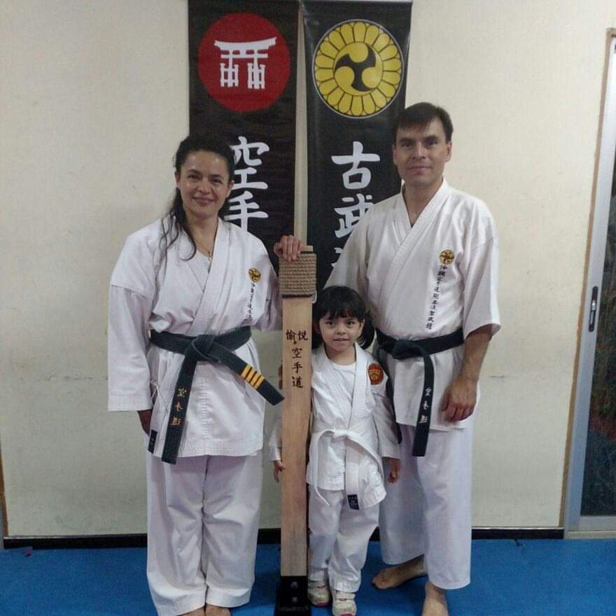 Entrenar en Familia - Yuetsu Clases de Karate-Do y Kobudo
